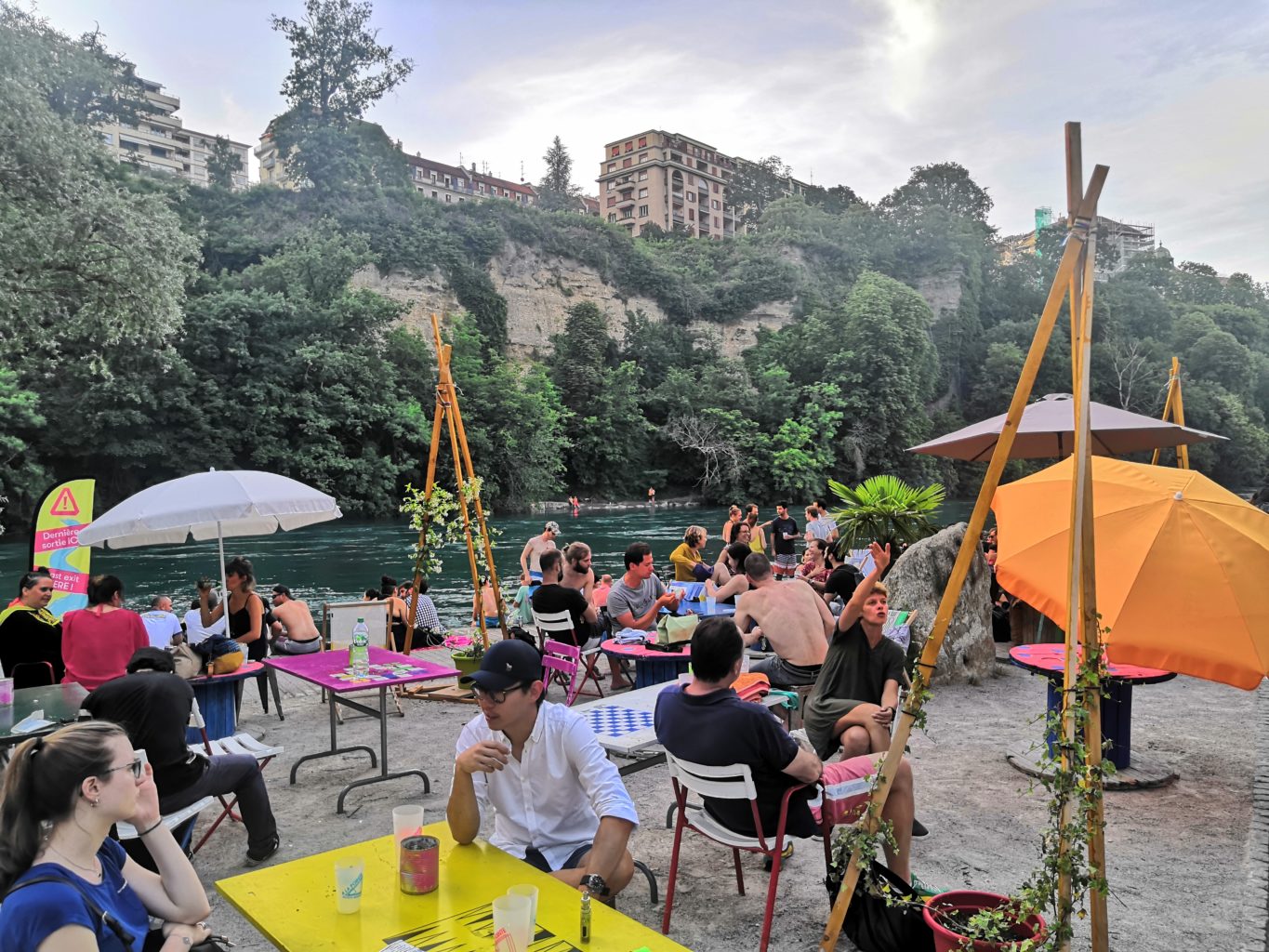 Apéro au bord de l’eau : les bars incontournables à Genève - Genève pas ...